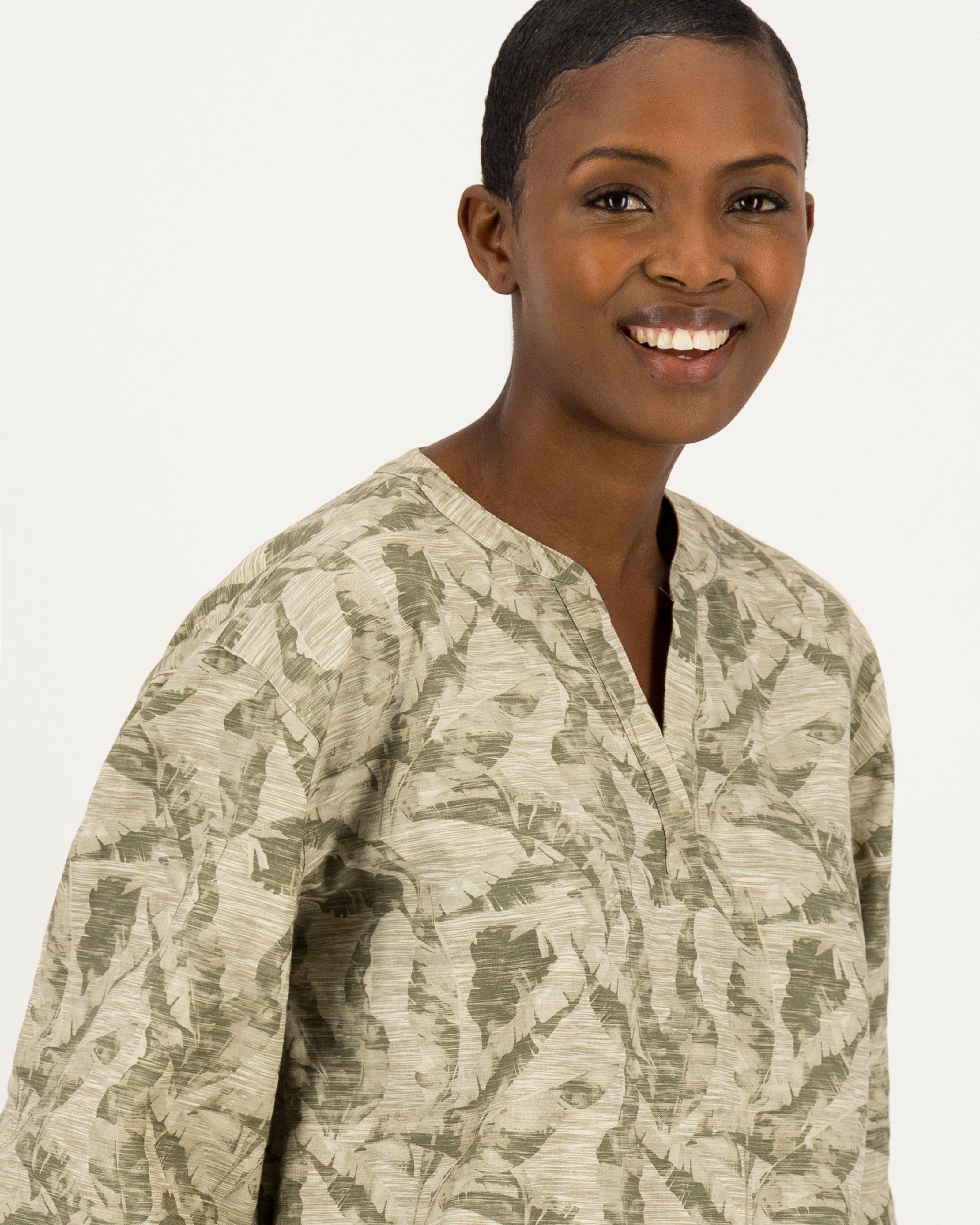 Rare Earth Women's Lara Pop Over Blouse