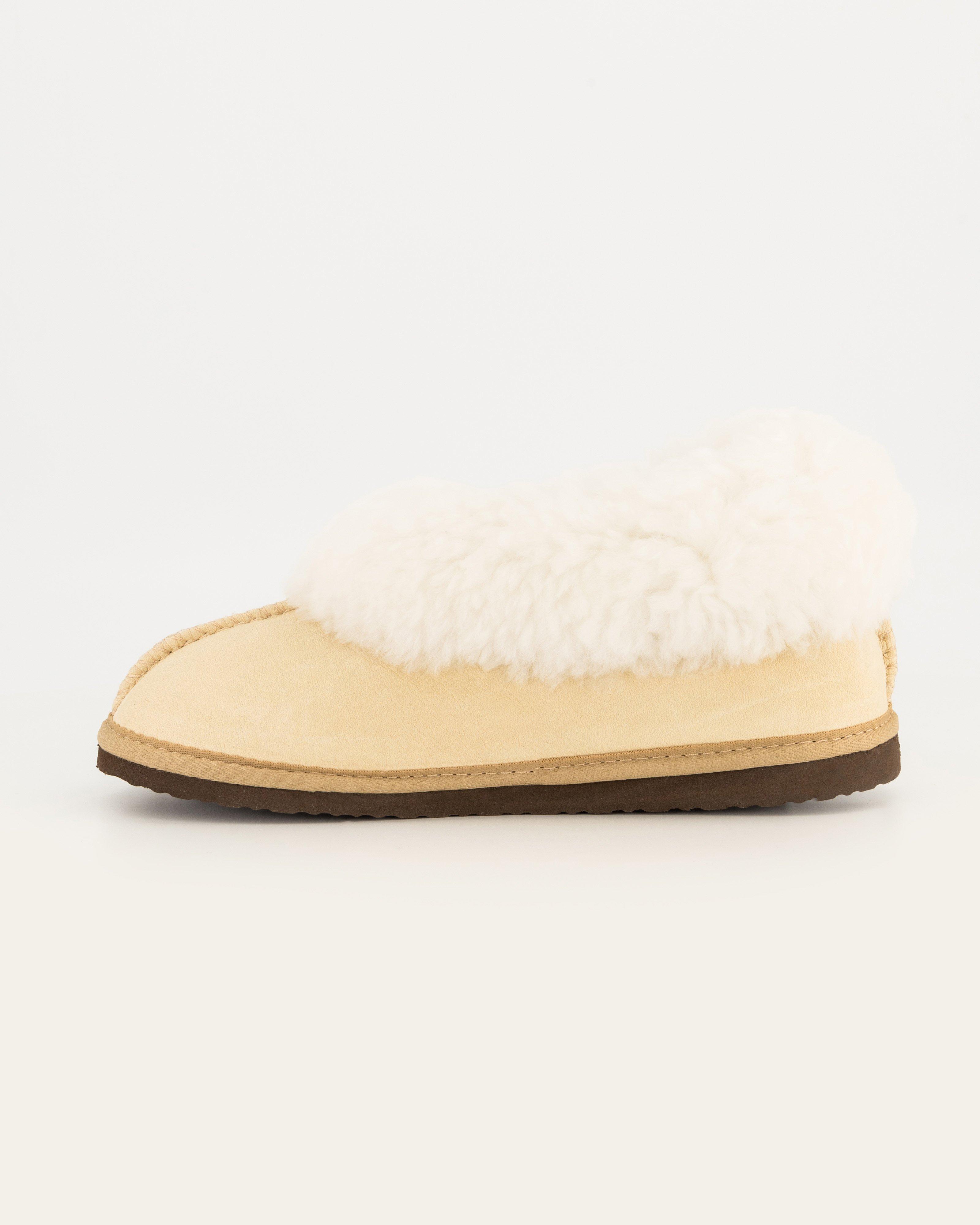 CAPE UNION WOMEN’S SHEEPSWOOL SLIPPERS | Cape Union Mart